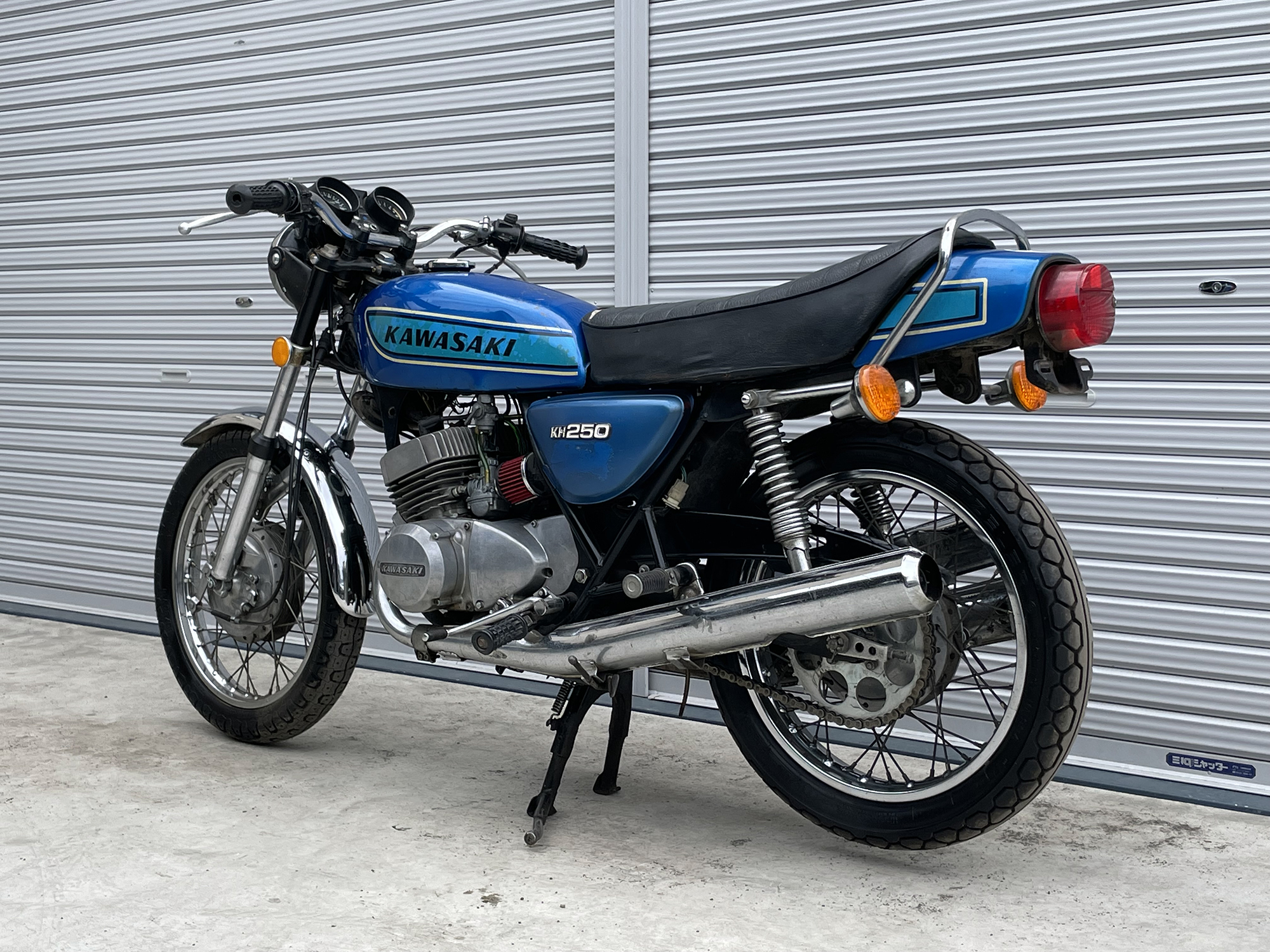 DIRECTION FLY MOTOECYCLE 【1974 KAWASAKI 250SS S1B ビンテージバイク 輸入新規 在庫 逆輸入 カワサキ バイク 旧車 神奈川県 大和市